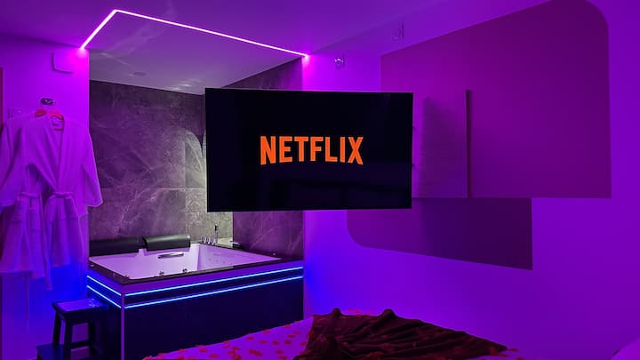 Suite - Le Baya | Balnéo Xxl | Parking Privée - Cholet