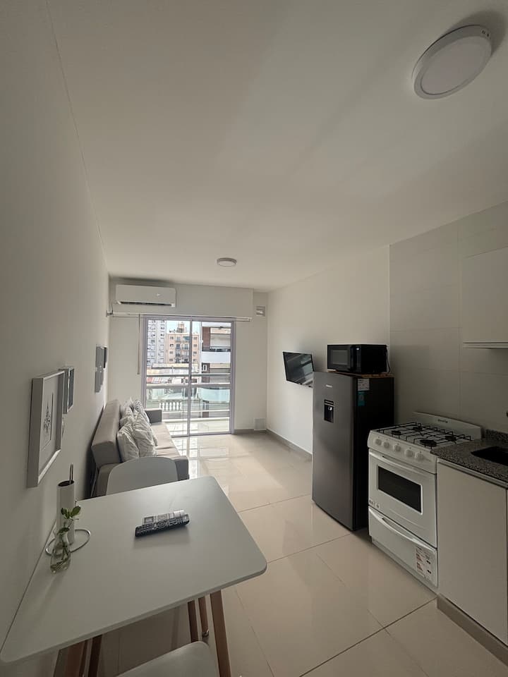 ¡Excelente Loft -Av Pellegrini! - Rosario