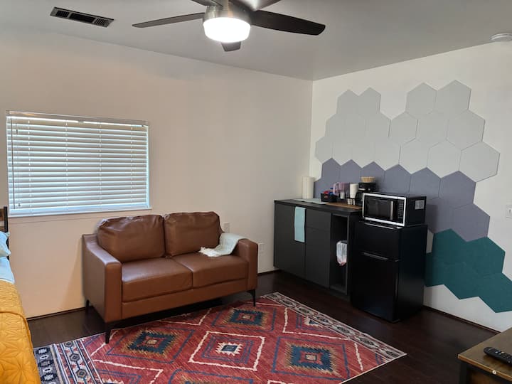 Private Guest Suite Near Downtown & Lodi Lake - Lodi, CA