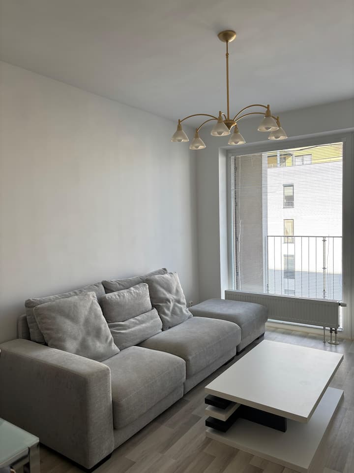 Apartment With A Free Garage - Bratysława