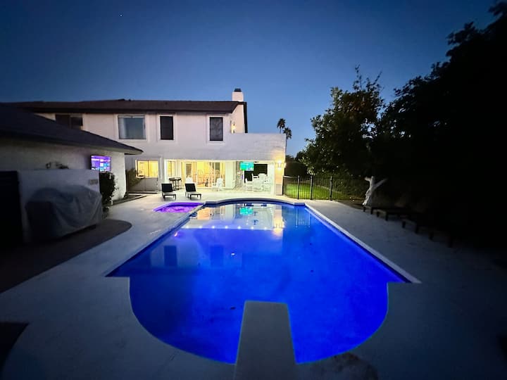 *New* Scottsdale Lux Heated Pool | Spa | Game Rm | - Phoenix