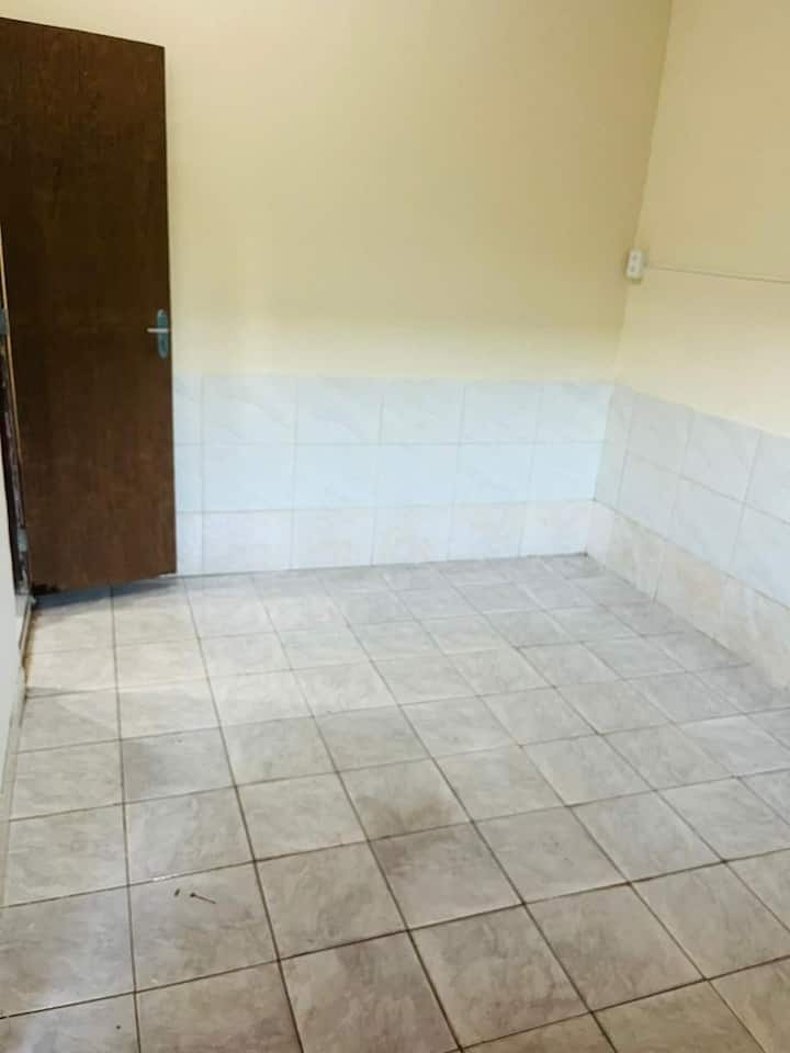 Kitnet Em Diamantina, Espaço Inteiro. - Diamantina