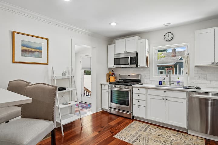 Eastport Cottage Charm 4 Blocks To Downtown - Arnold, MD