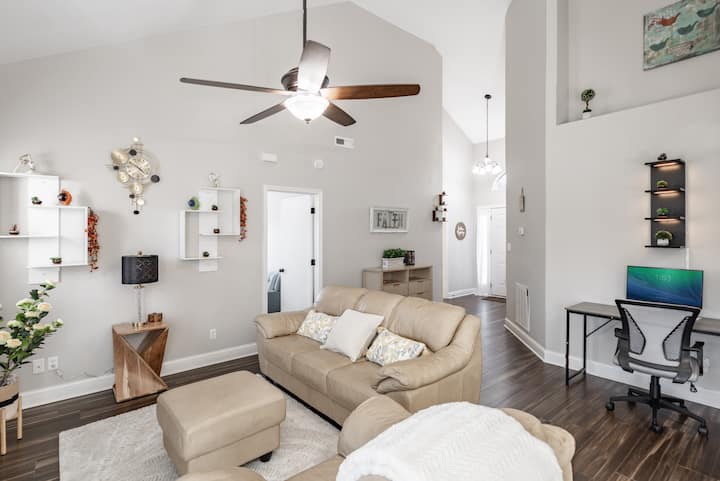 The Madison Retreat - Huntsville, AL