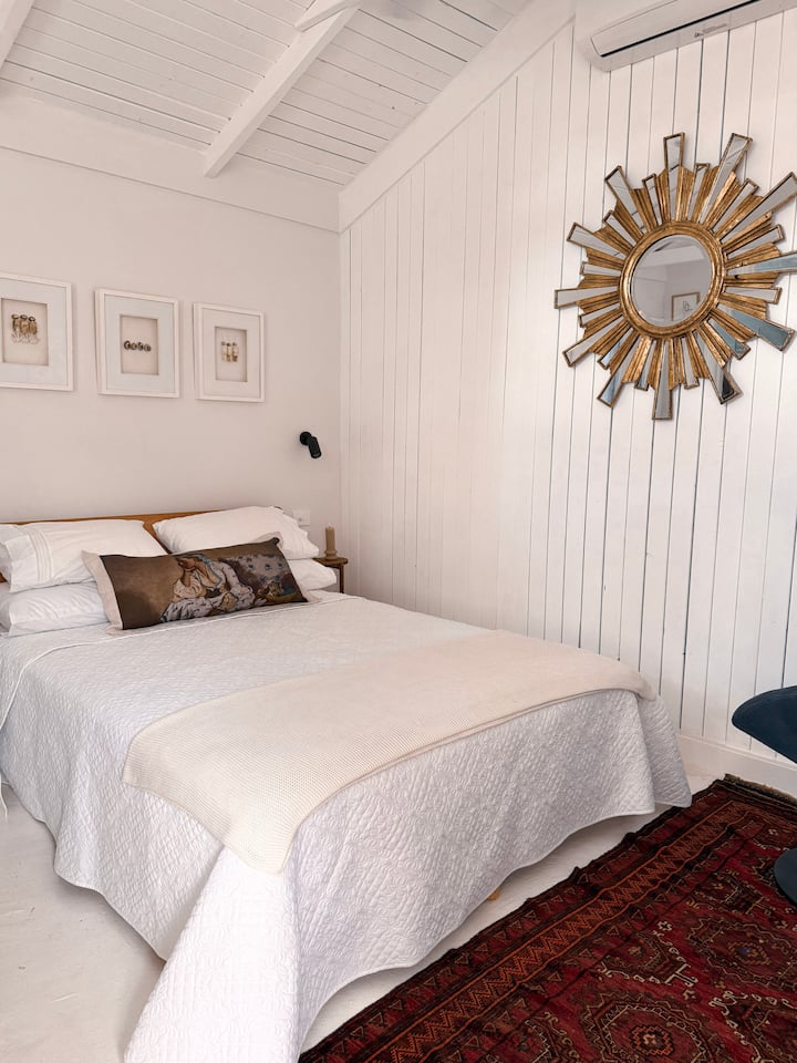 Amelie Studio - Geraldton