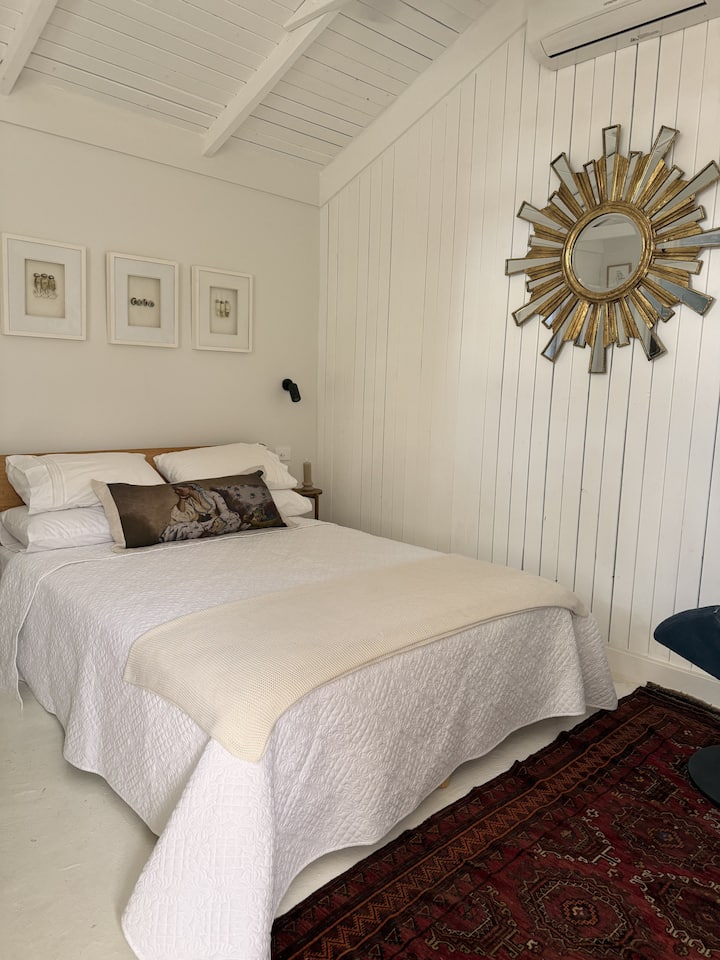 Amelie Studio - Geraldton