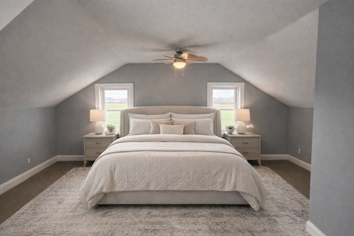 The Elora Farmhouse - Fergus