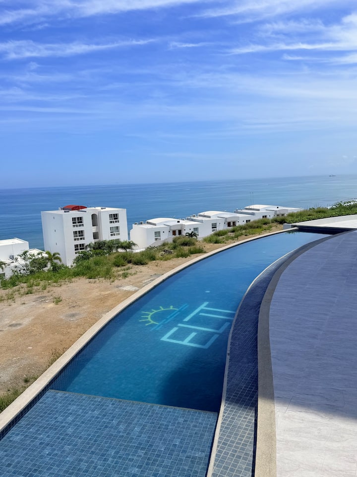 Suite De Lujo Con Balcón Y Vista Al Mar - Manta