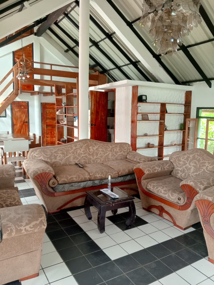 Natural And Cosy Accomodation - Galápagos Islands