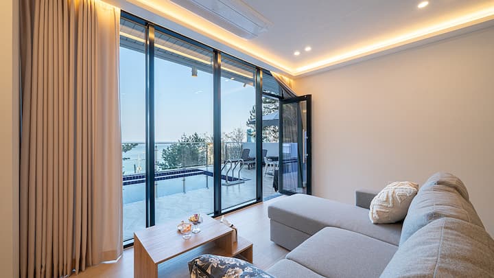 풀문풀빌라(Poolmoon House) - 영덕군