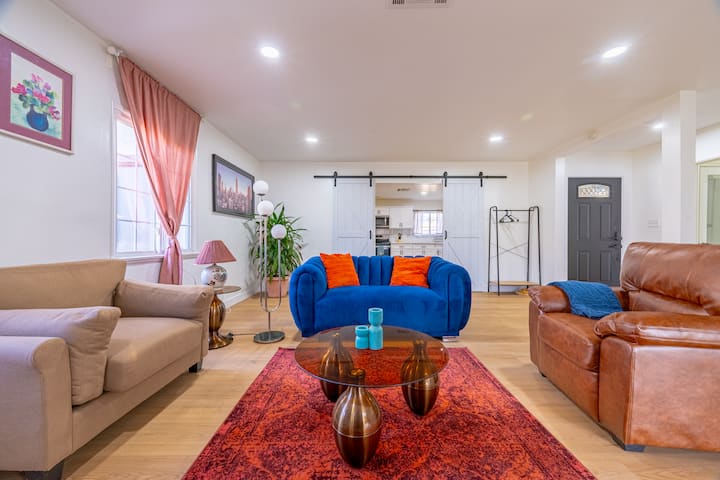 Spacious Cozy Getaway With Large Backyard - 阿普蘭