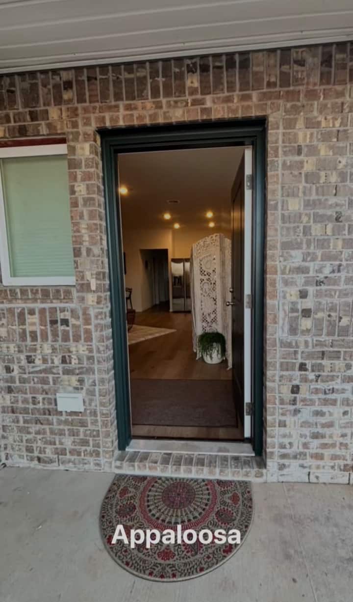 Pines On Appaloosa In Stillwater - Stillwater, OK