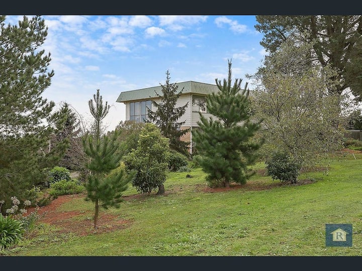 Comfortable Rural House With Lake Views - Colac