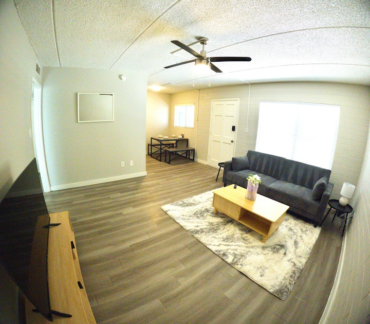 Cozy With Everything You Need & Updated Furniture - Mesa, AZ