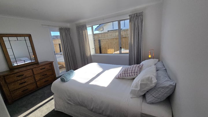 Palmy Stays: New Carpet 4q/beds Decorated2026 - Palmerston North