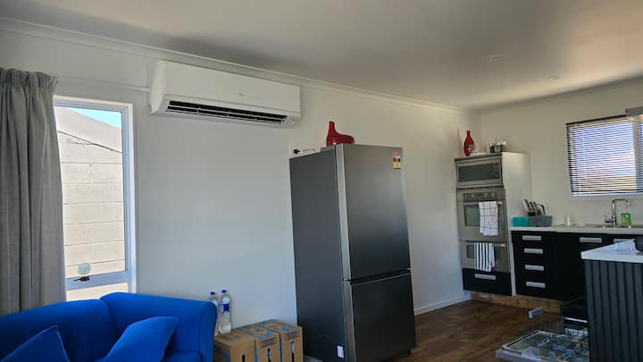 Nice 4bedroom New 
Decorated 2026 - Palmerston North