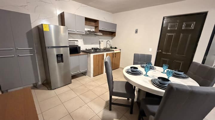 Depa 1 | Ideal Para Trabajo | King + 2 Ind - Ramos Arizpe