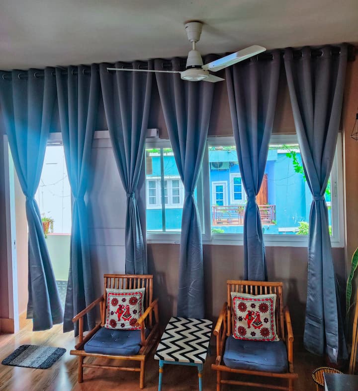 Signaturecollection: 3 Units For 6, Nandannagar - Agartala