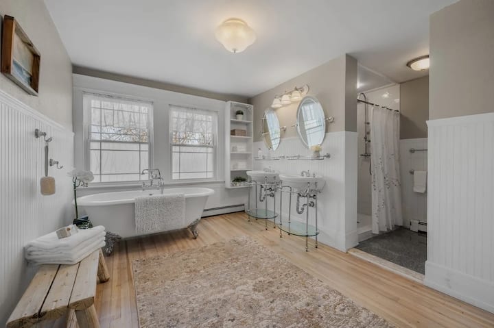 Evertide | Walk To Saybrook Point Resort + Main St - Old Lyme, CT