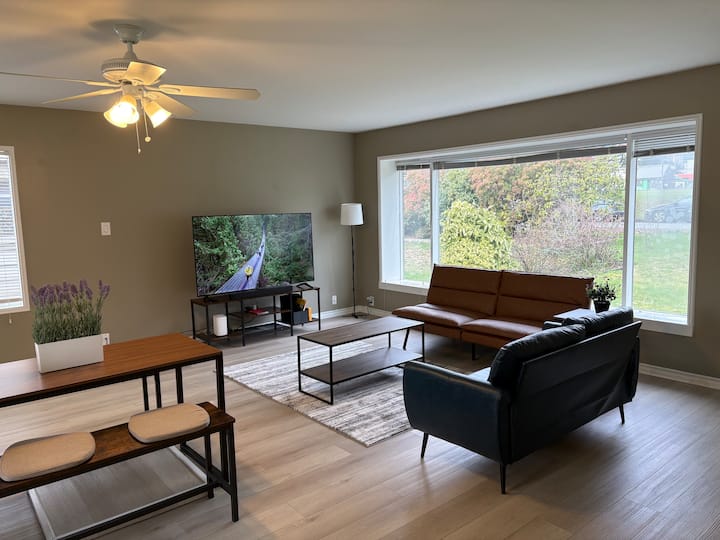 Entire 3br House, Private, Near Capilano &Downtown - 웨스트밴쿠버