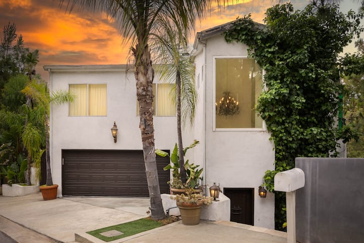 Hillside Retreat Near Universal & Hollywood - 