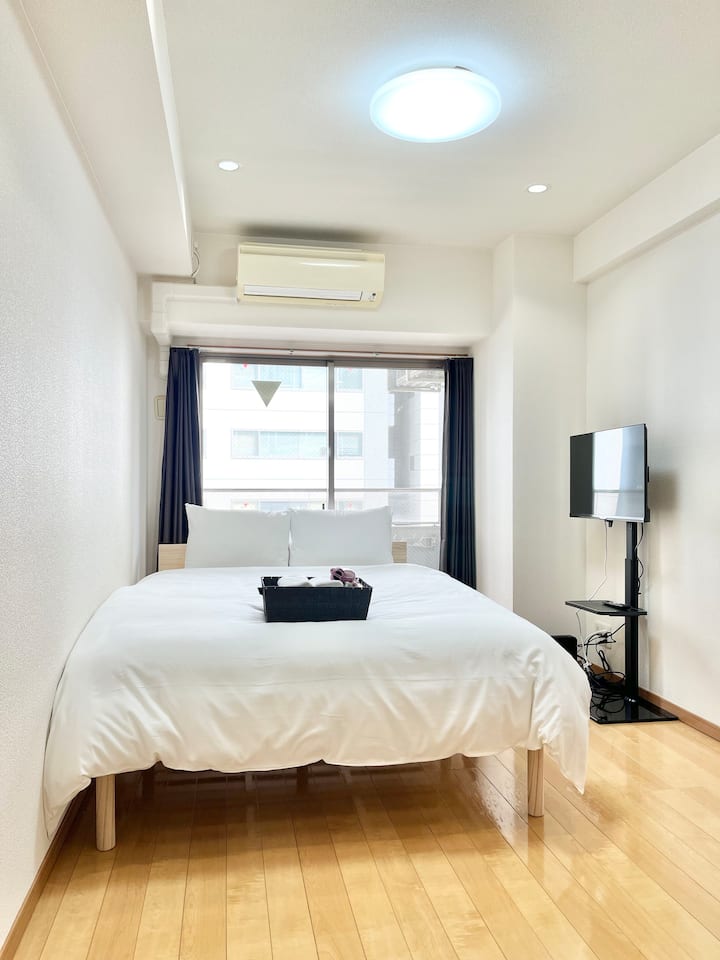 (ダブルベッド)  Newopen！日本橋駅徒歩２分/難波・道頓堀徒歩10分！ - Japan