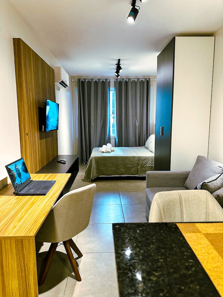 Studio Prático• 2min Sta Casa•garagem Grátis•wi-fi - Porto Alegre