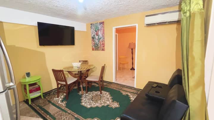 Calypso-inspired Island Getaway! 5 Mins From Qps - Port of Spain