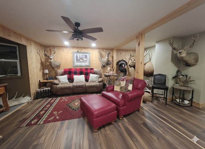 Rusted Oak | Private Lower Level | Black Hills - Sundance, WY