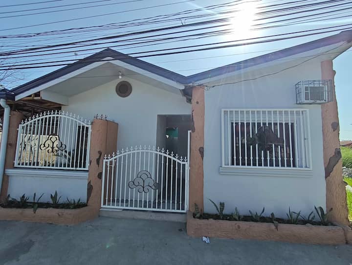 4 Capacity Angelina Homestay - Capas