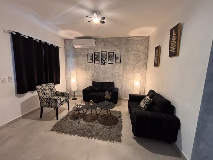 Casa Con Alberca | Ideal Familias Y Ejecutivos. - Ciudad Apodaca