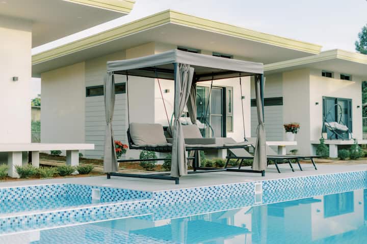 Entire Estate: 6 Villas | Pool | Gym | Playground - Kidapawan City