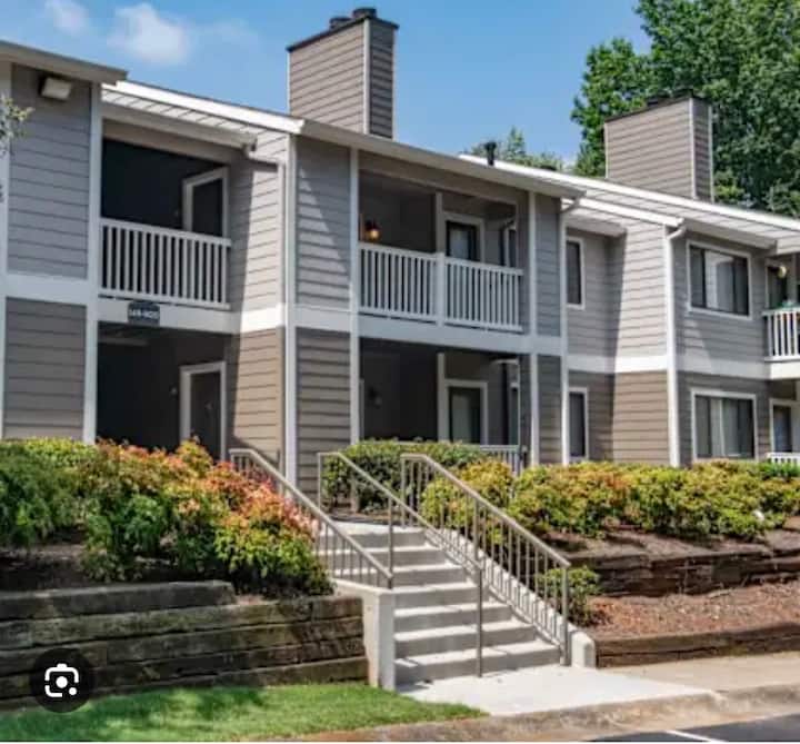 You Can Rent A Cheap $1800 Per Month - Alpharetta, GA