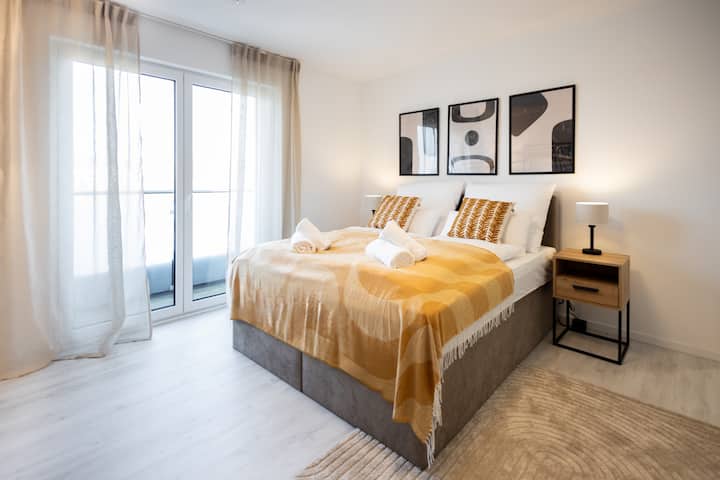 Design Penthouse Mit Terrasse | 15 Min Köln Hbf - Bergheim, Germany