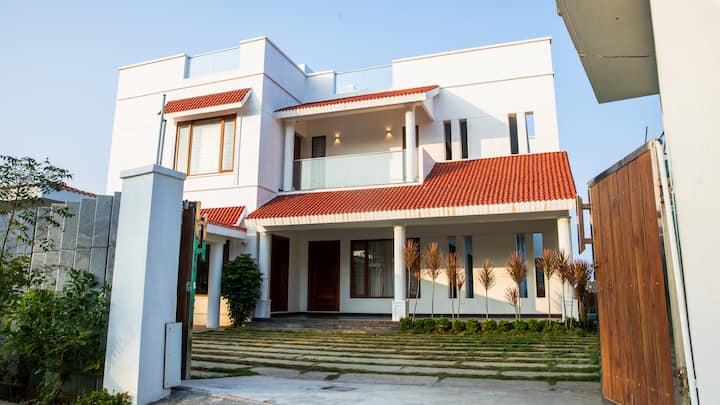 Sooriya By The Beach - Mahabalipuram