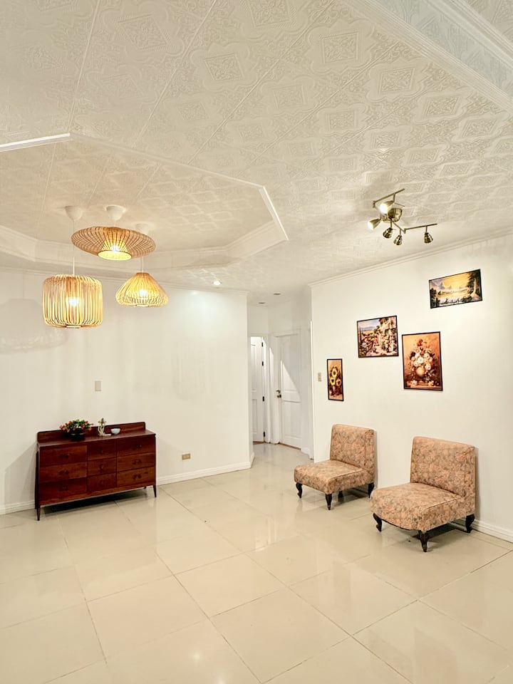 Cozy Room Stay! Located At The Heart Of The City. - Laoag