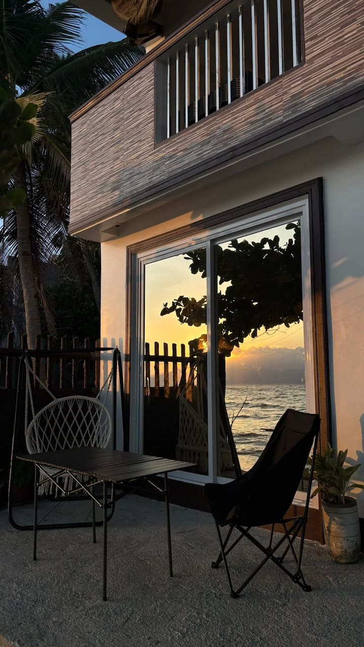 "Sea La Vie Homestay" - Romblon