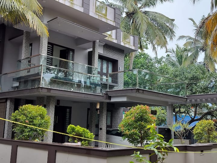 2bhk Home Near Kannur University And Law College. - Thalassery