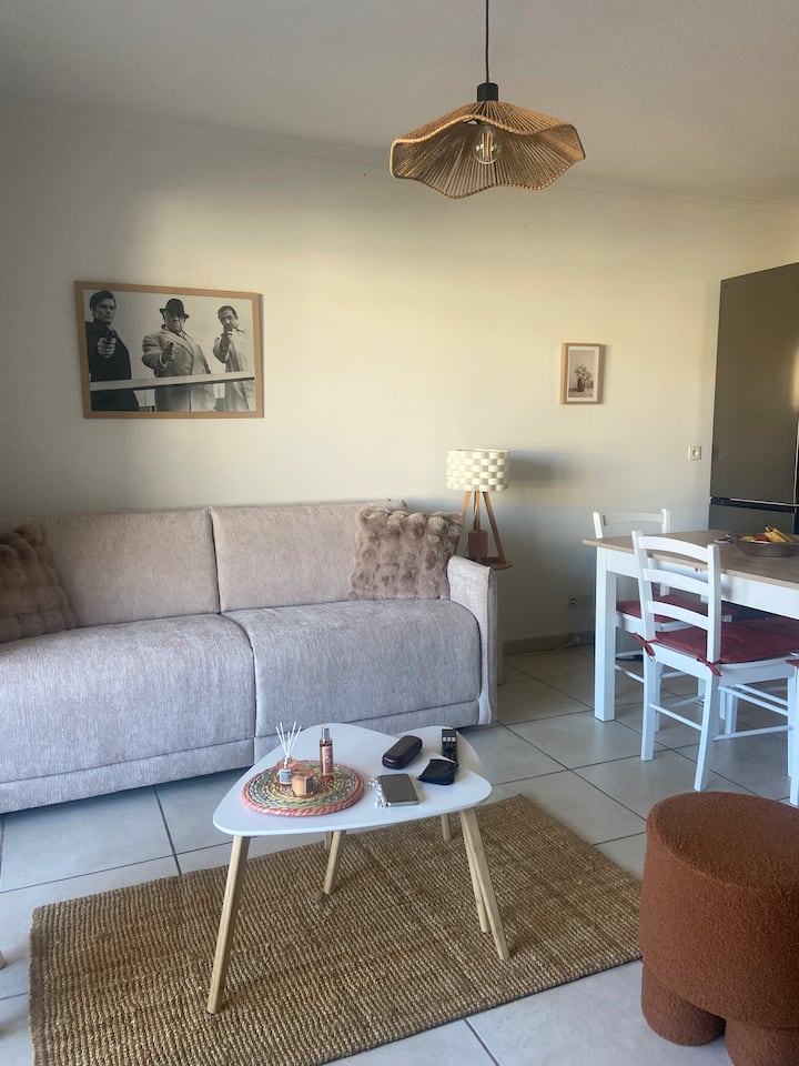 T2 Confort Tout A Pieds à 150m De La Plage, Garage - Fréjus