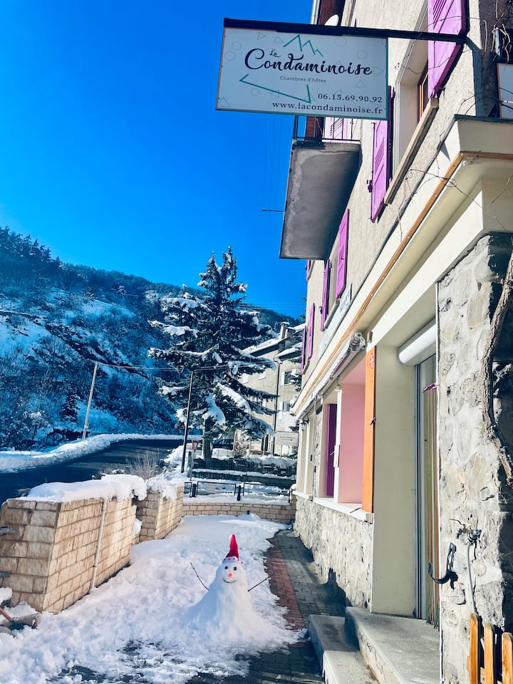 Appartement Vacances Montagne Jolie Vue - Lac des Neuf Couleurs