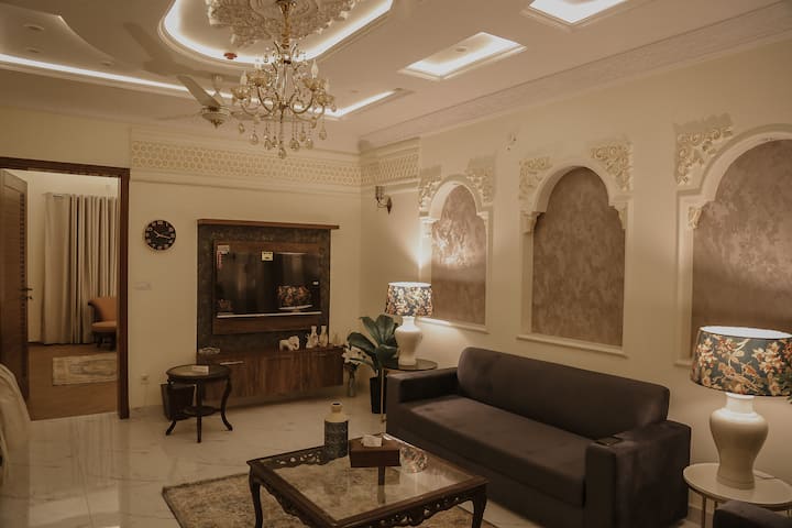 Casa Bella | Cozy Spanish-style Home – Dha Rahbar - Lahore