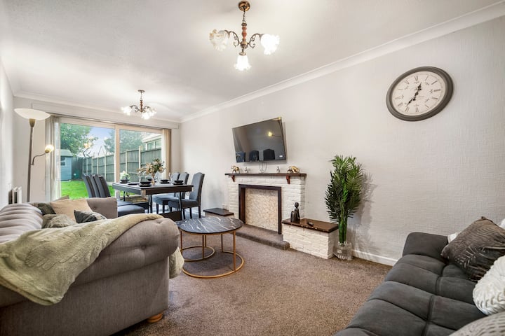 Big House/nec/jlr/workplace/free Parking/long Stay - Solihull