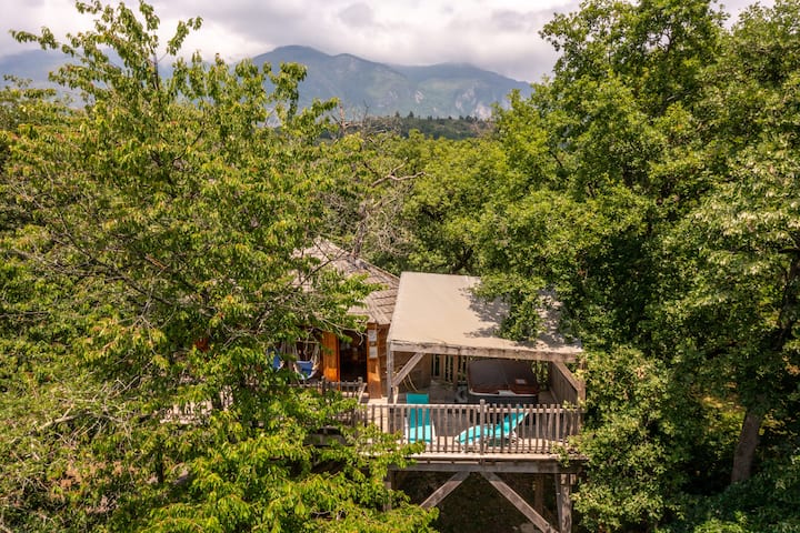 Cabane Perchée Pyrénées Avec Jacuzzi Privatif - Argelès-Gazost