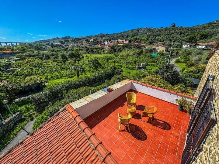 Antico Mulino Ad Acqua Con Ampio Parcheggio - Imperia