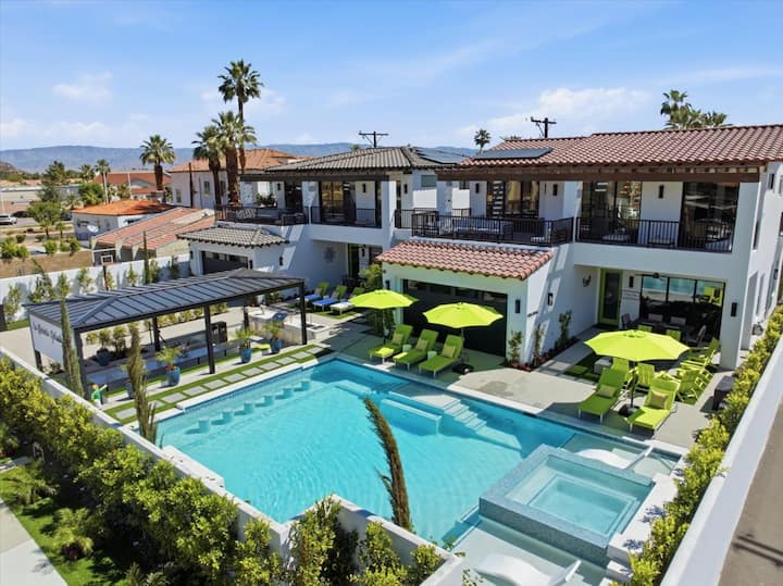 "La Quinta Splash Inn" - La Quinta, CA