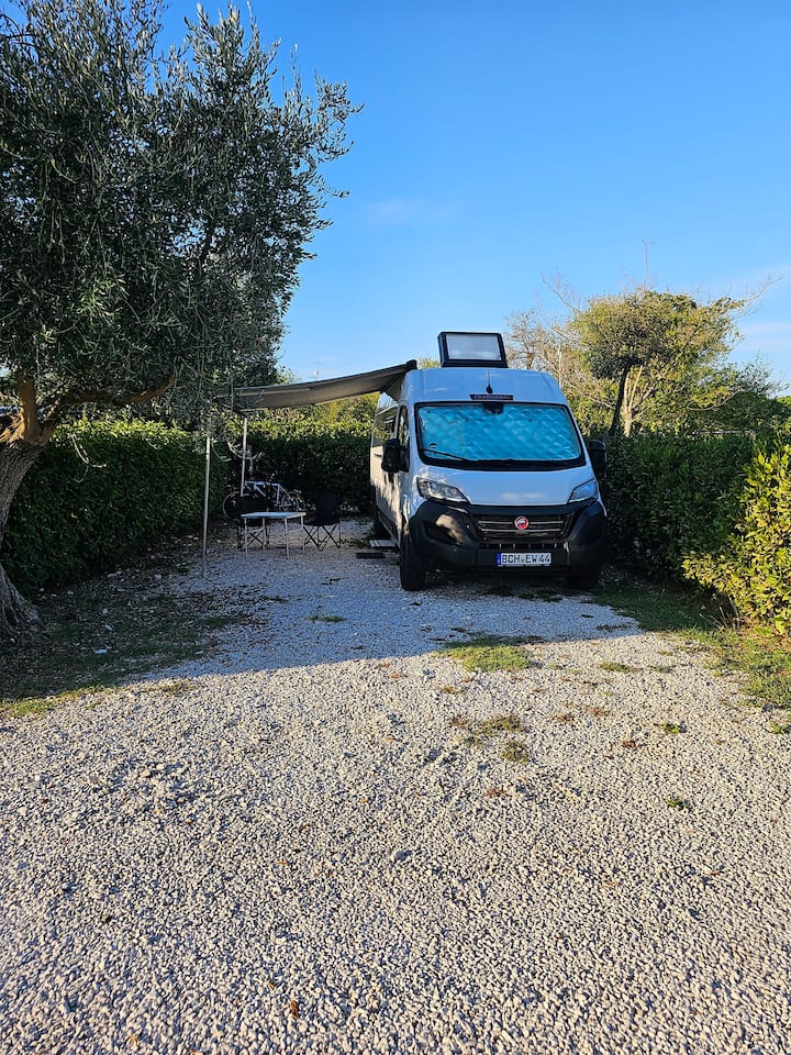 Campervan Parking Area Near The Sea In Follonica - Follonica