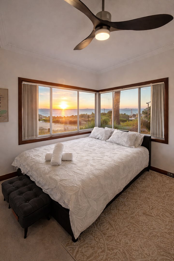Ultimate Convenience Steps From Back Beach And Cbd - Bunbury