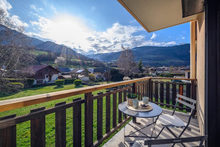 Studio Lumineux Avec Balcon + Vue Montagne - Aigueblanche