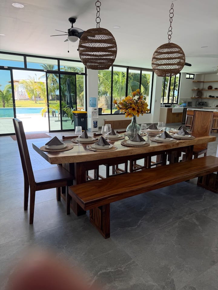 Rancho Itzae Exclusive Beachfront House - El Salvador