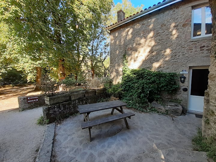 Gîte 3 Chambres Avec Jardin En Bord De Rivière - Clisson